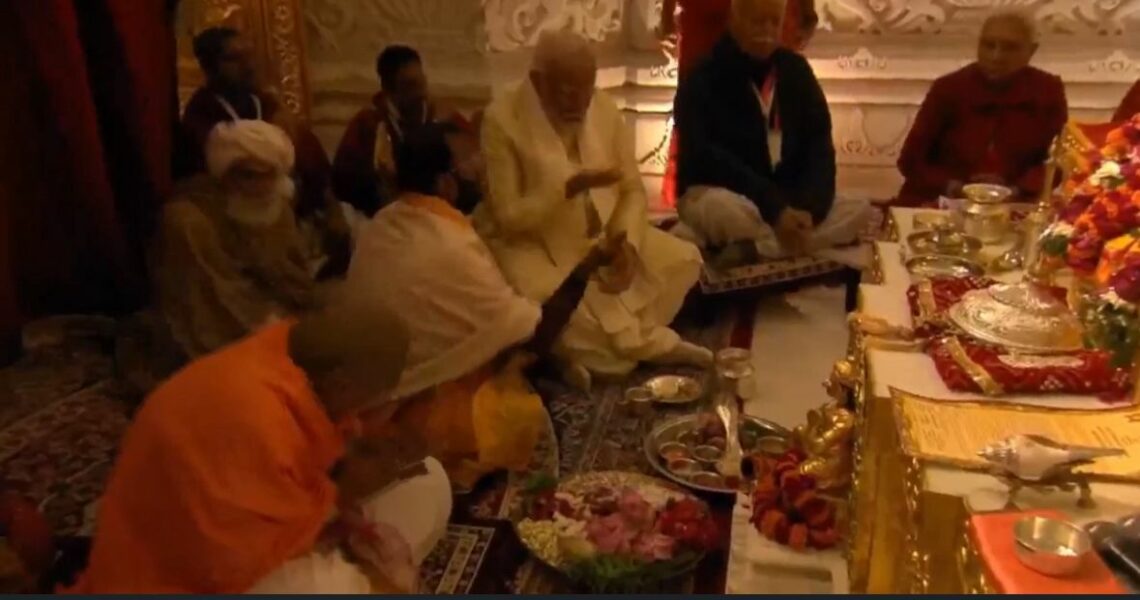 Captivating pictures of PM Narendra Modi taking part in Pran Prathistha ...