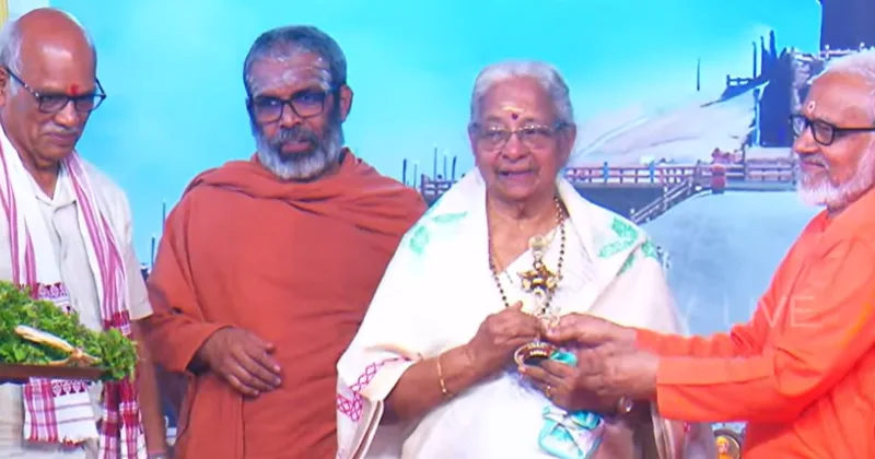 Swami Chidananda hails Dr M Lakshmikumari’s life of dharma
