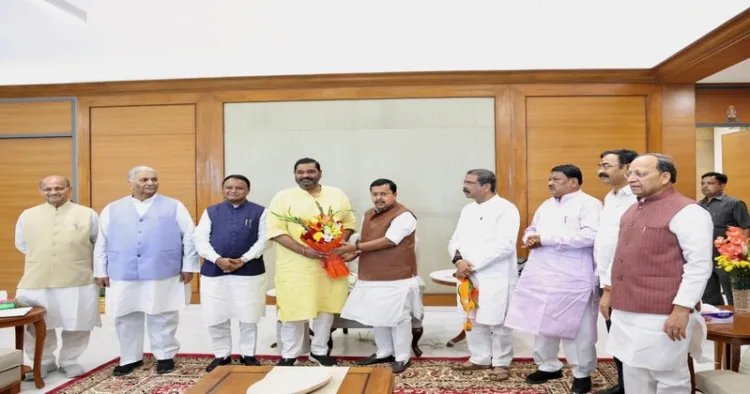 BJD suffers fresh blow as former RS MP Samantaray joins BJP